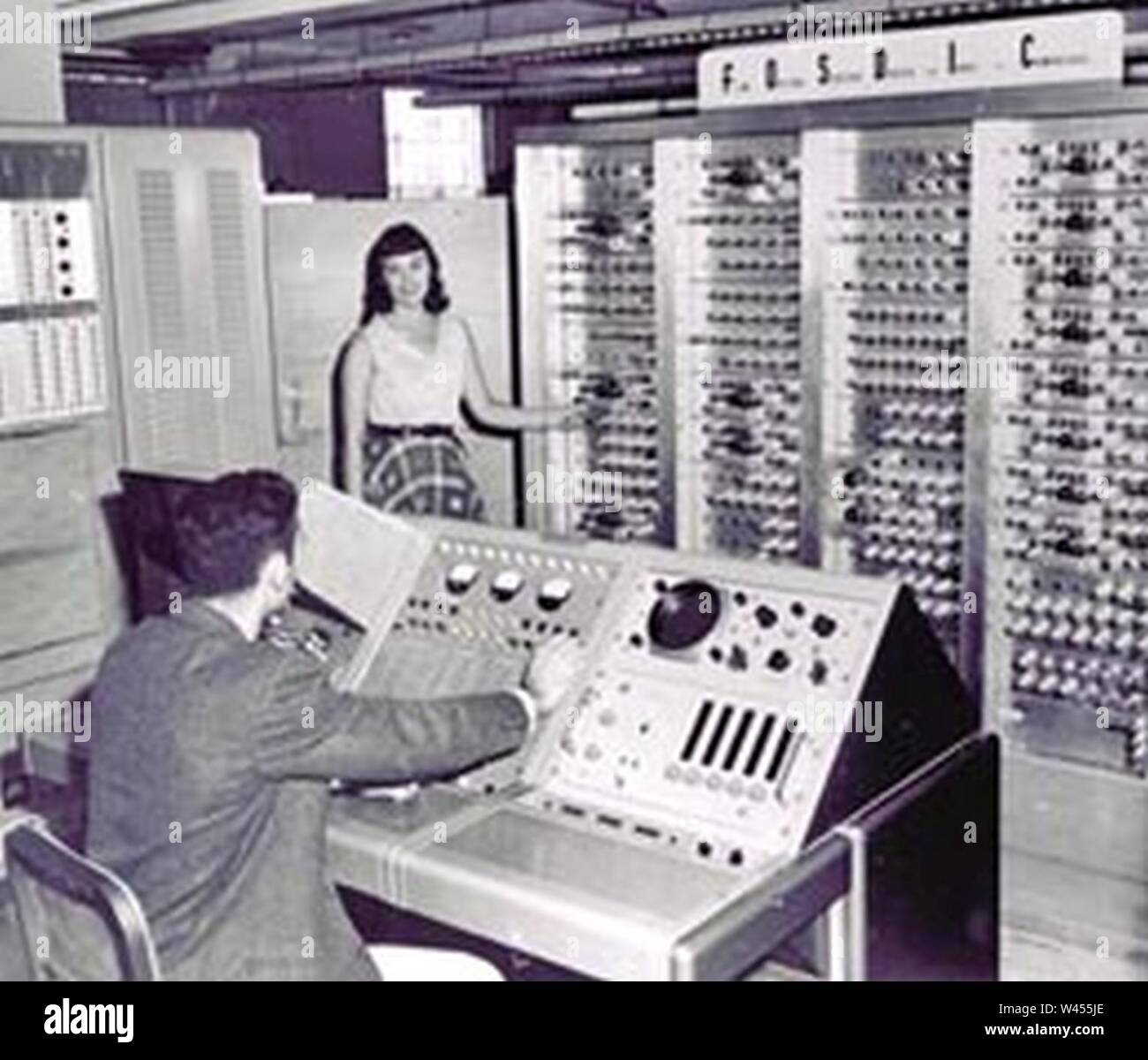 1960 computer hi-res stock photography and images - Alamy