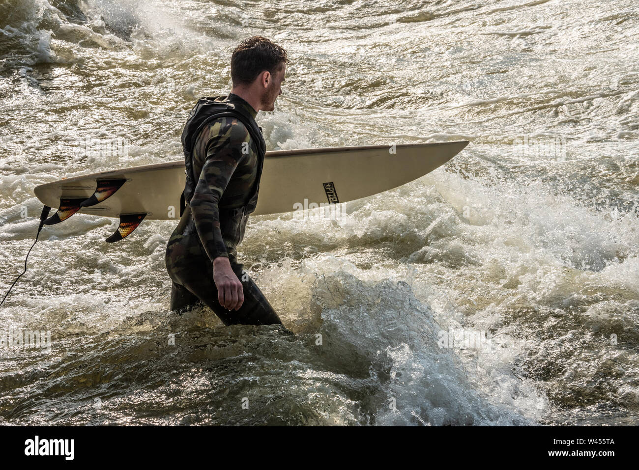 Chattahoochee river surf hi-res stock photography and images - Alamy