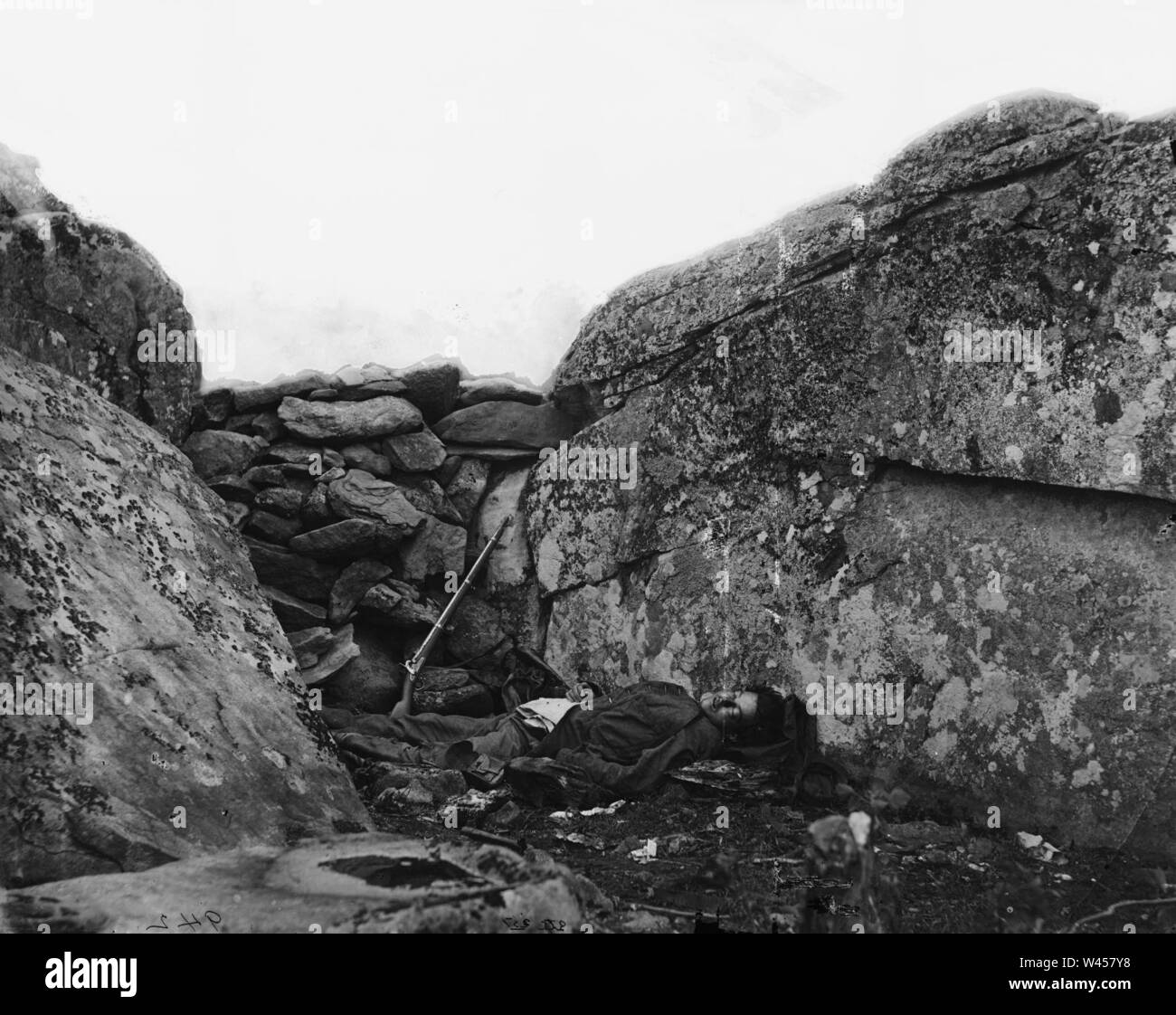 Confederate Dead at Devil's Den Gettysburg Stock Photo - Alamy