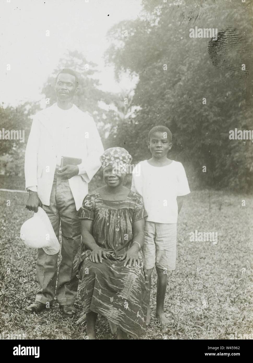Congolese Christian family, Congo, ca. 1900-1915 (IMP-CSCNWW33-OS10-37 ...