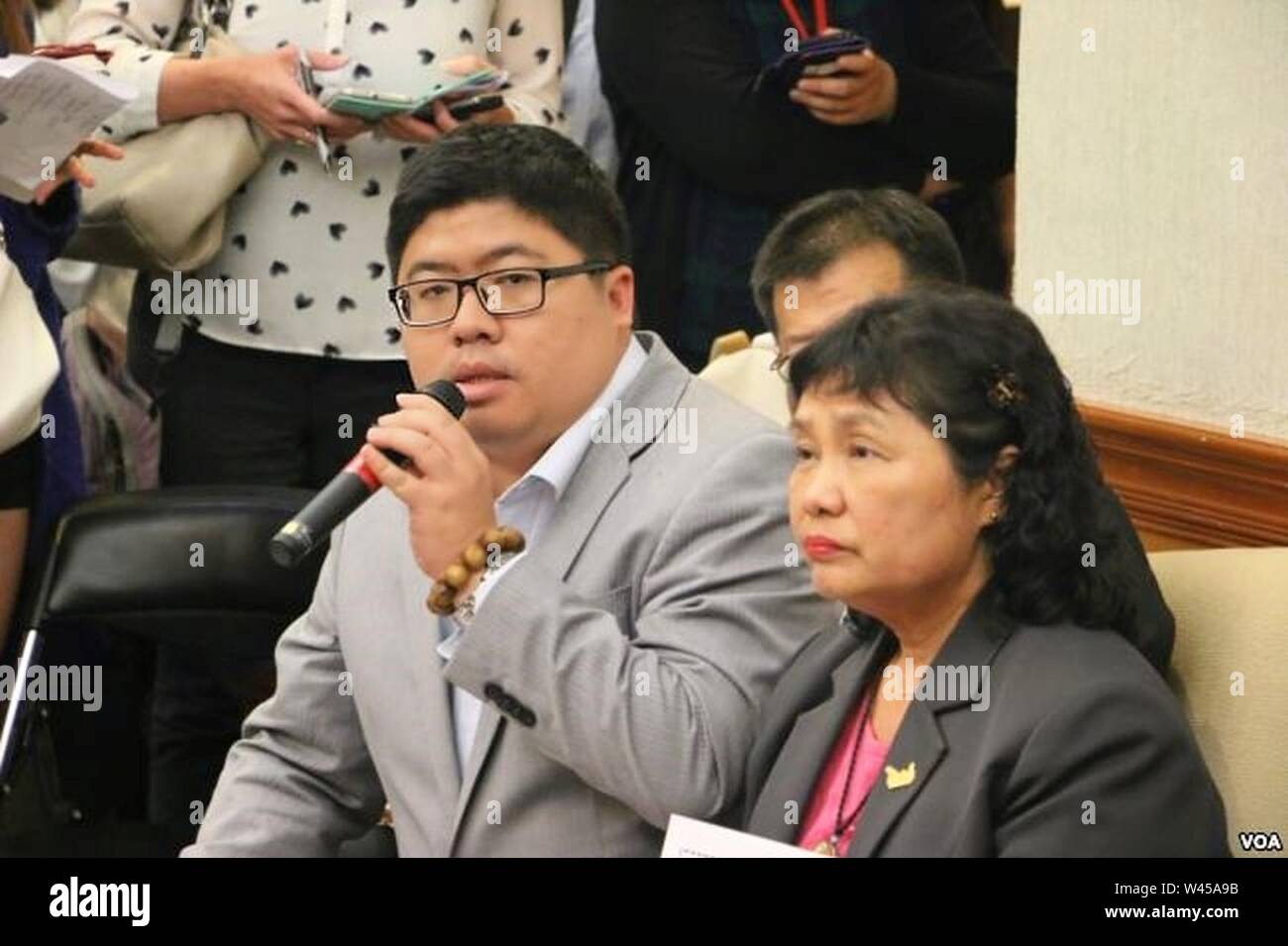 Yu chen hi-res stock photography and images - Alamy