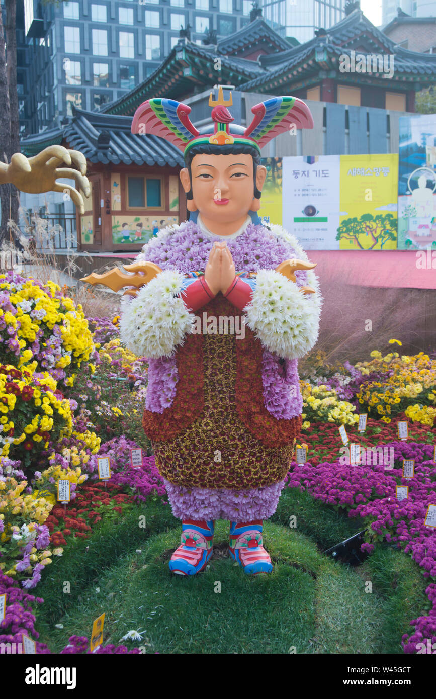 Vajrapani in the Jogye temple complex, Seoul, South Korea Stock Photo ...