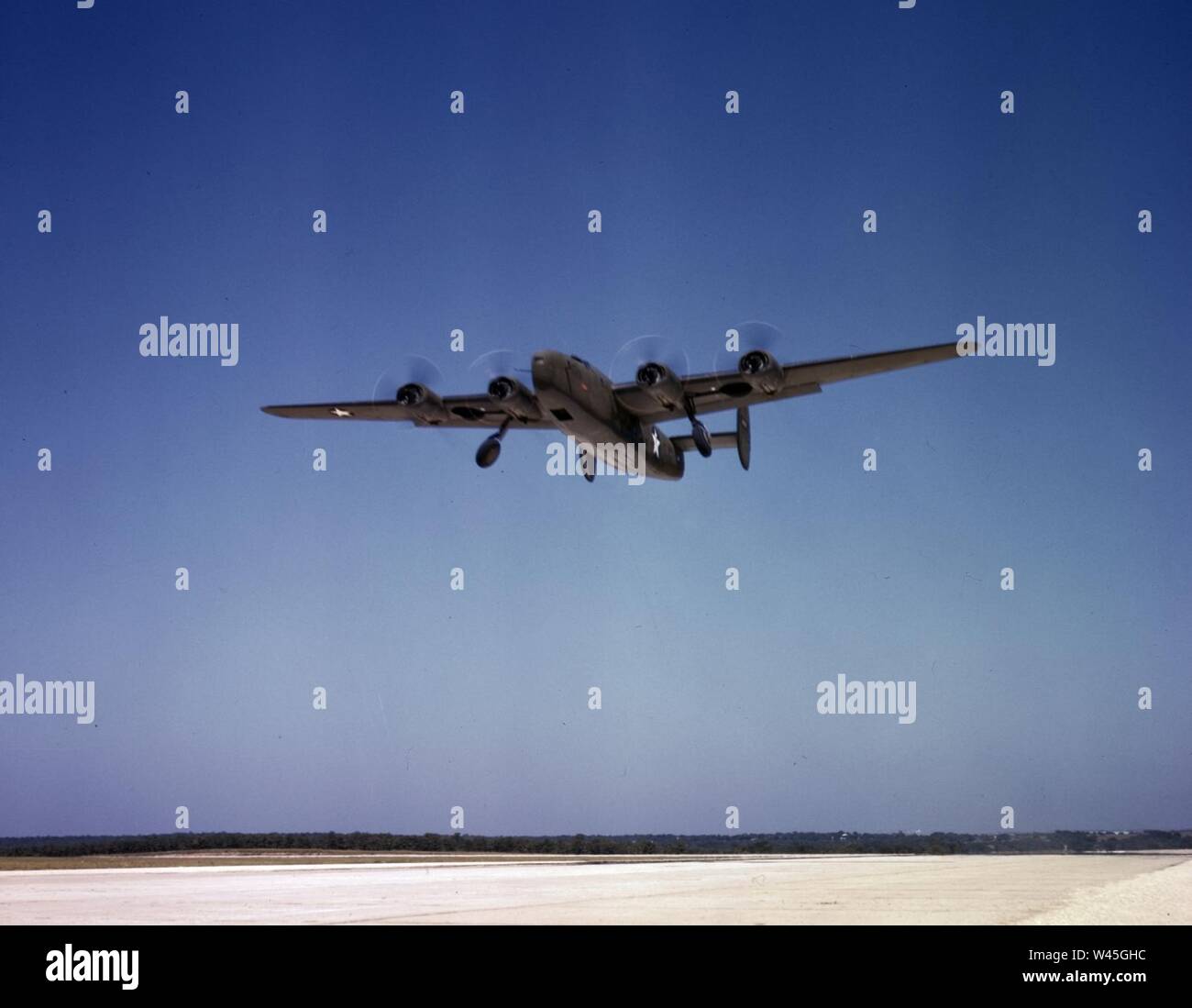 C 87 hi-res stock photography and images - Alamy
