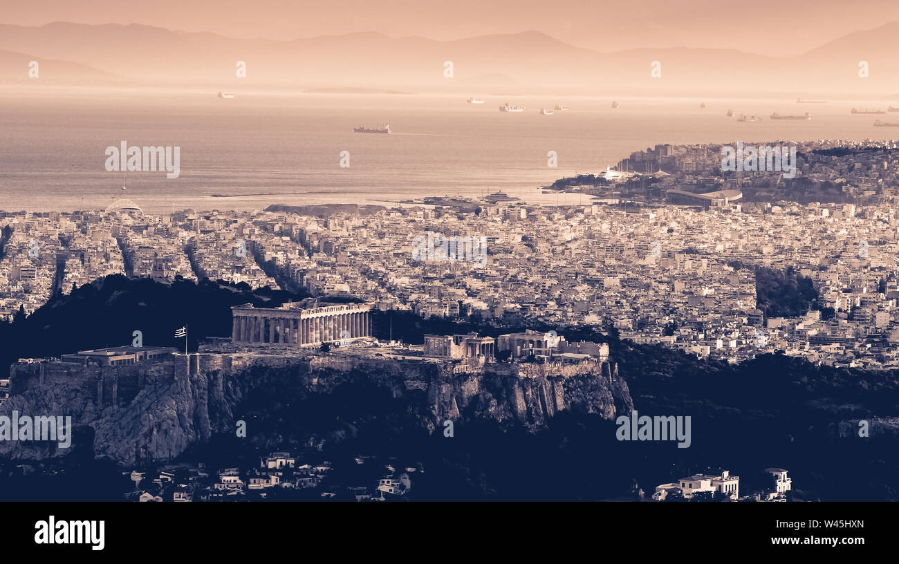Parthenon athens retro hi-res stock photography and images - Alamy