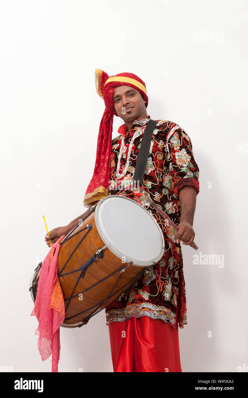 Indian drum man hi-res stock photography and images - Alamy