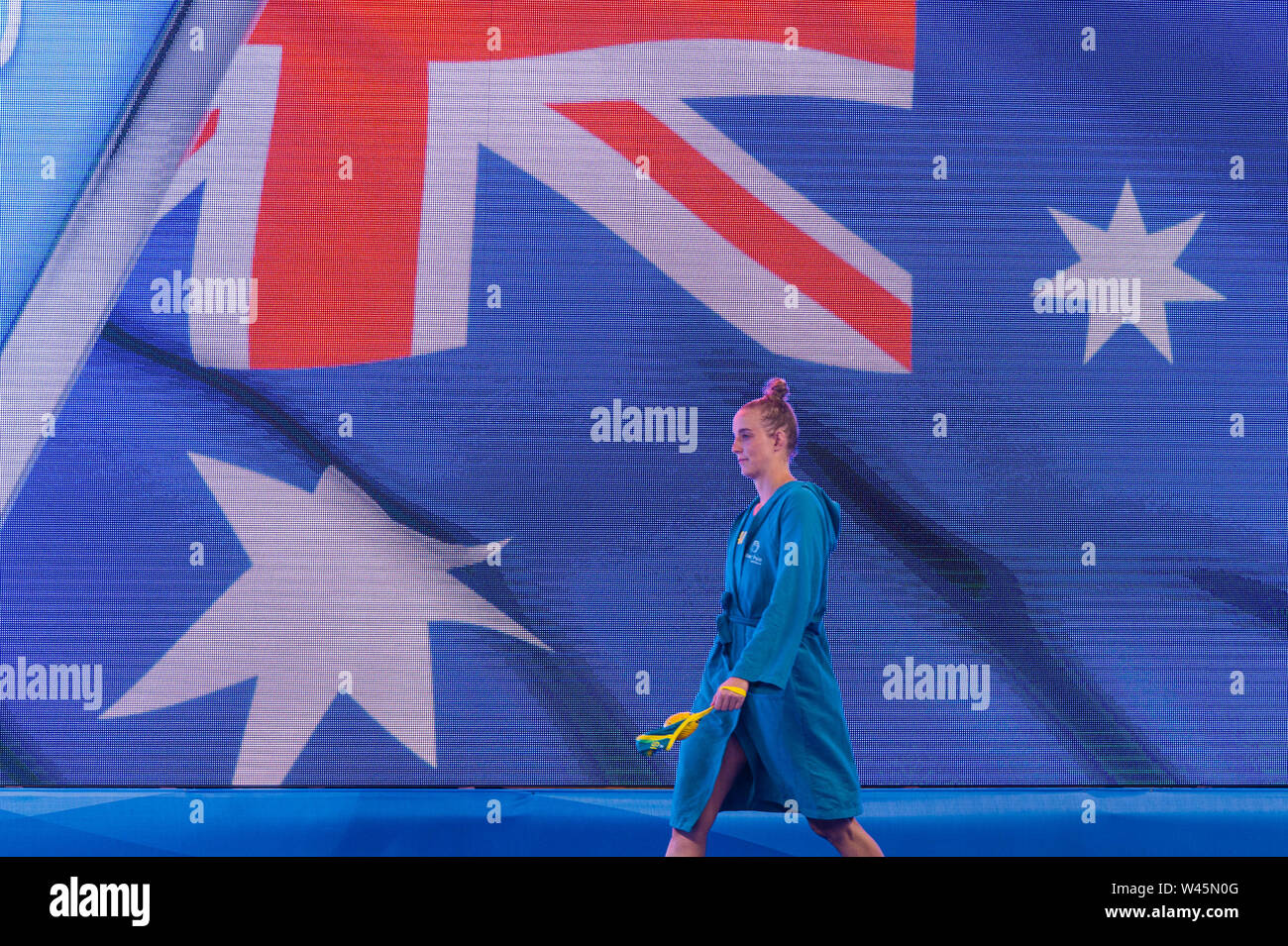 Armit elle hi-res stock photography and images - Alamy