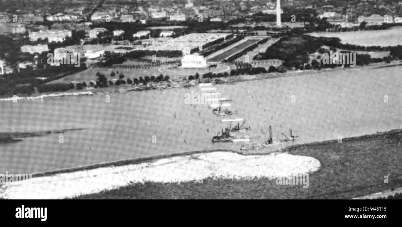 Construction of Arlington Memorial Bridge - 1926 Stock Photo - Alamy