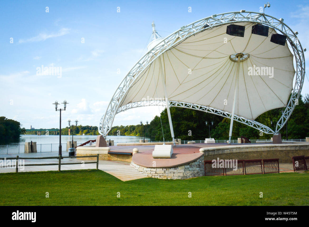 The beautiful white sculptural amphitheater stage at Riverwalk Park on ...