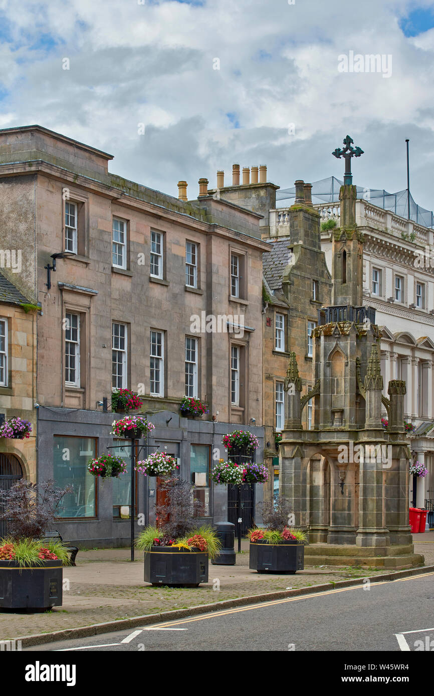 FORRES MORAY SCOTLAND THE MERCAT OR MARKET CROSS IN THE CENTRE OF THE ...