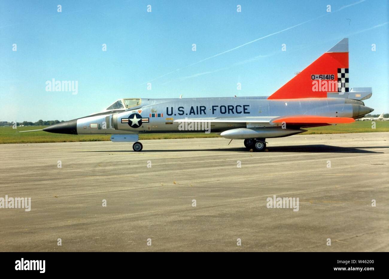 Convair F-102A Delta Dagger USAF Stock Photo - Alamy