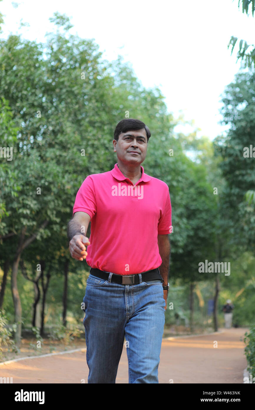 Moving walkway park hi-res stock photography and images - Alamy