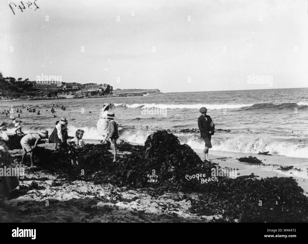 Coogee beach vintage hi-res stock photography and images - Alamy