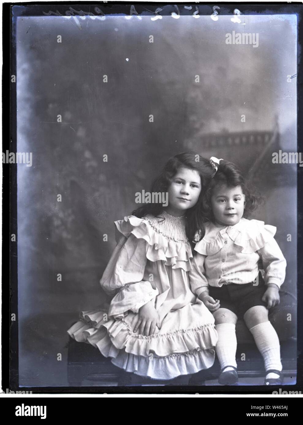 Cooper children hi-res stock photography and images - Alamy