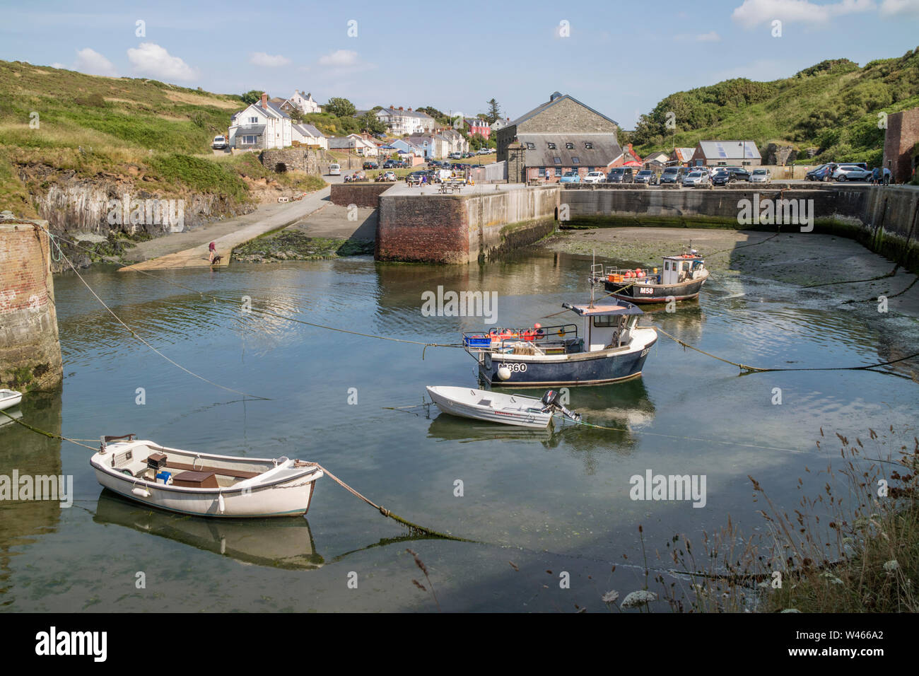 The village of Porthgain Stock Photo - Alamy