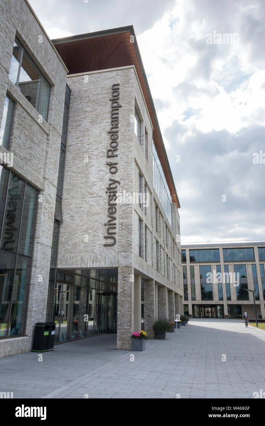 Roehampton institute of higher education hi-res stock photography and ...