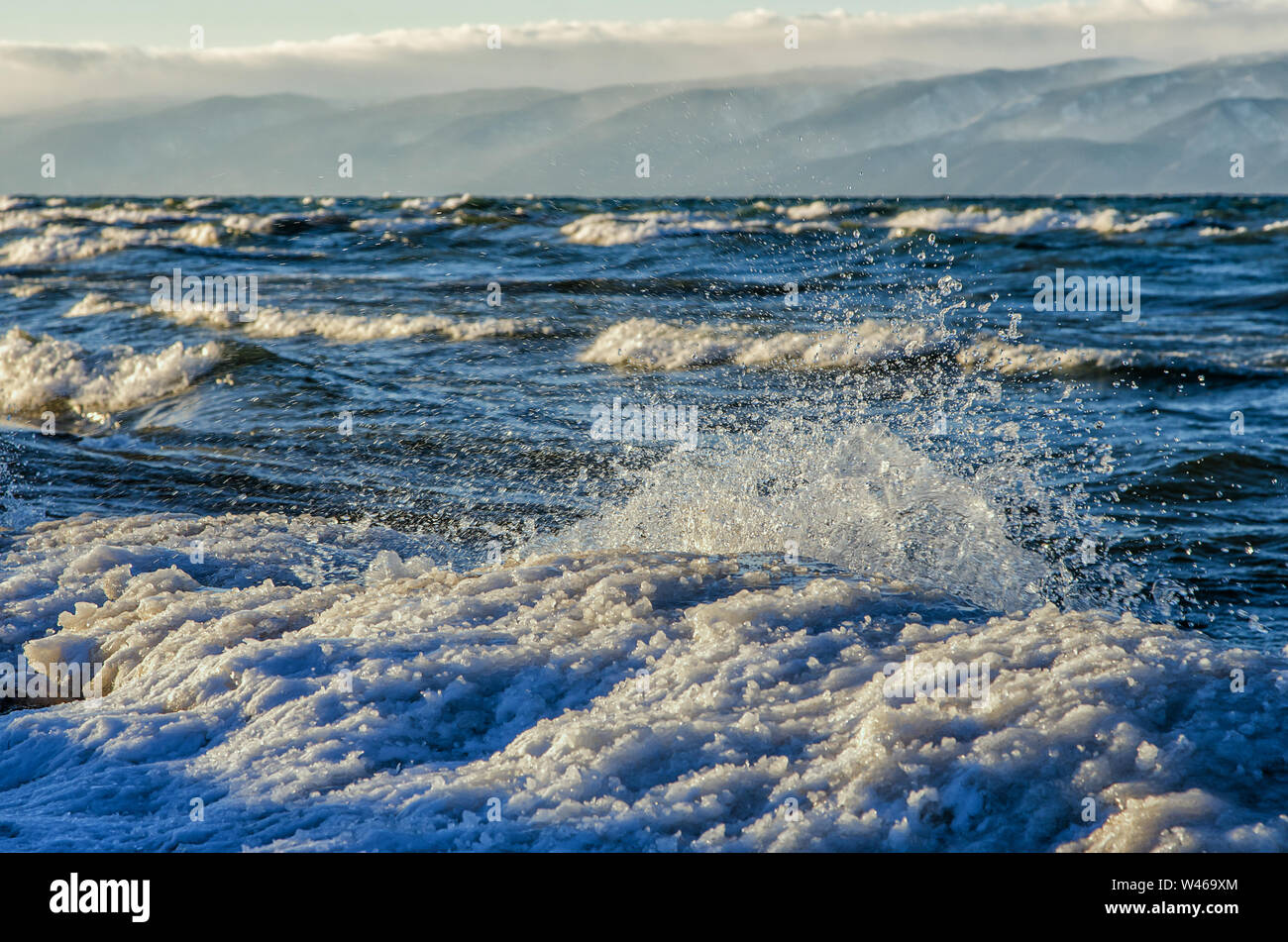 Frozen sea view waves hi-res stock photography and images - Alamy