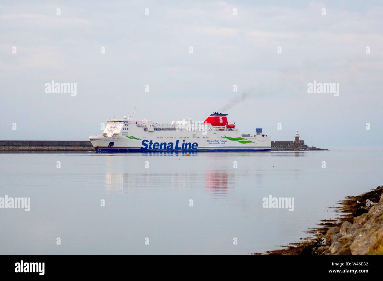 Stena ferry fishguard harbor hi-res stock photography and images - Alamy
