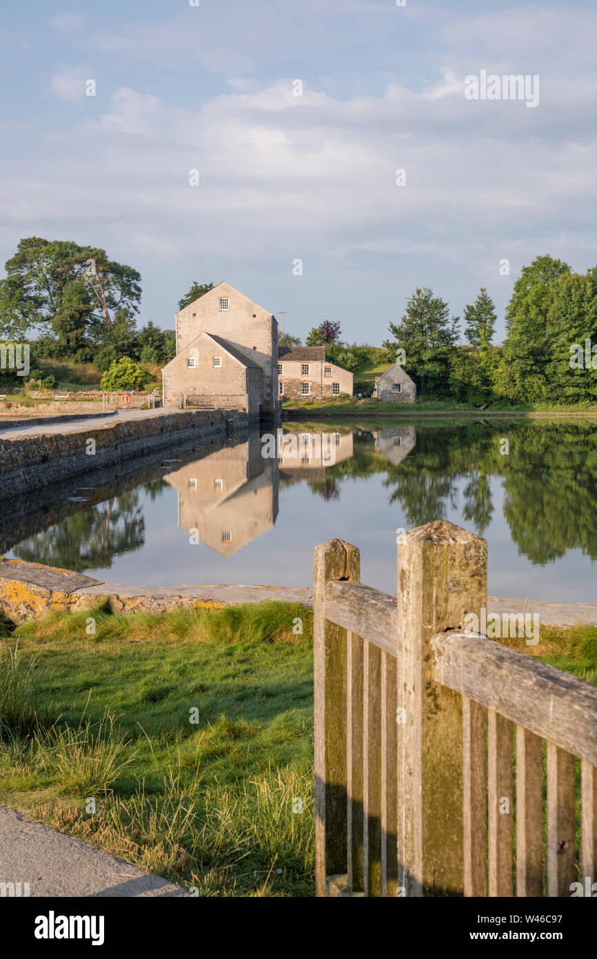 Tidal mills hi-res stock photography and images - Alamy