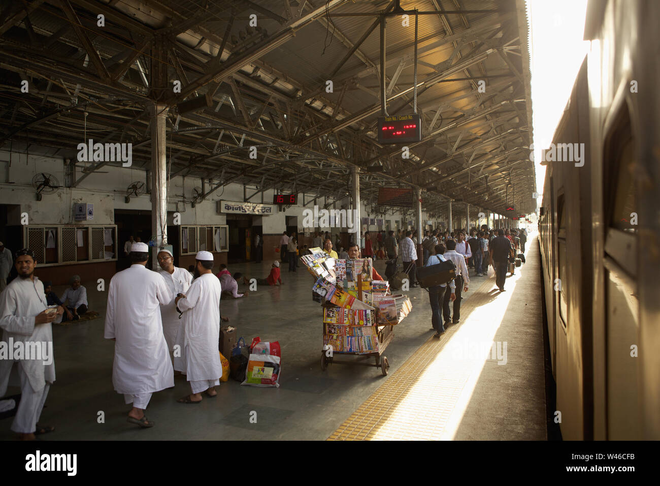 Indian railway platform stall hi-res stock photography and images - Alamy