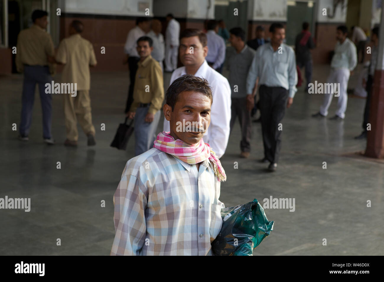 Indian railways station platforms view hi-res stock photography and ...