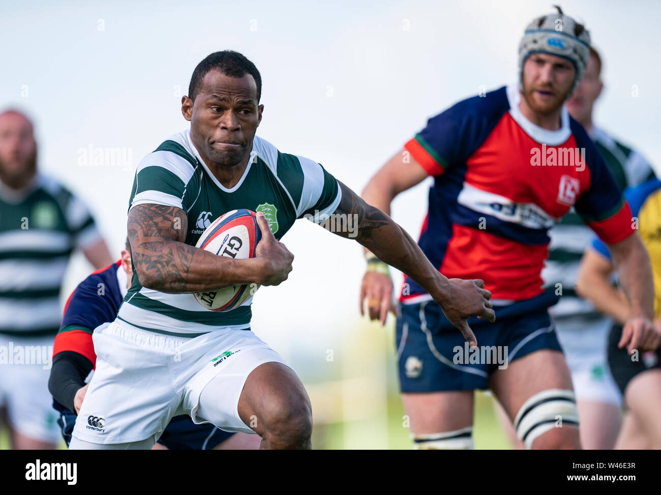 Muscles rugby ball hi-res stock photography and images - Alamy