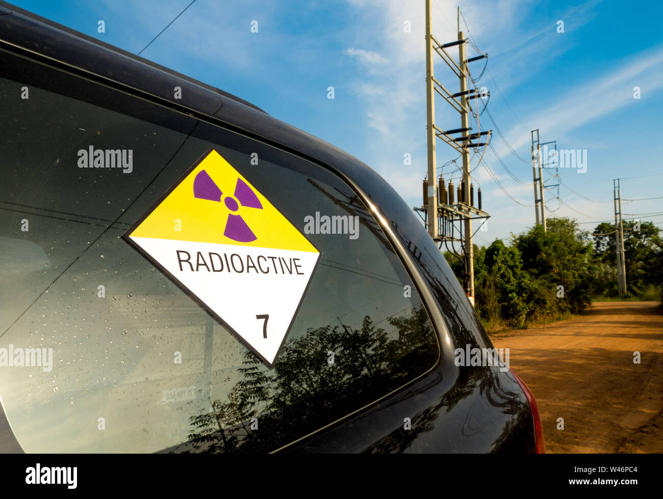Radiation warning sign on the Hazardous materials transport label Class ...