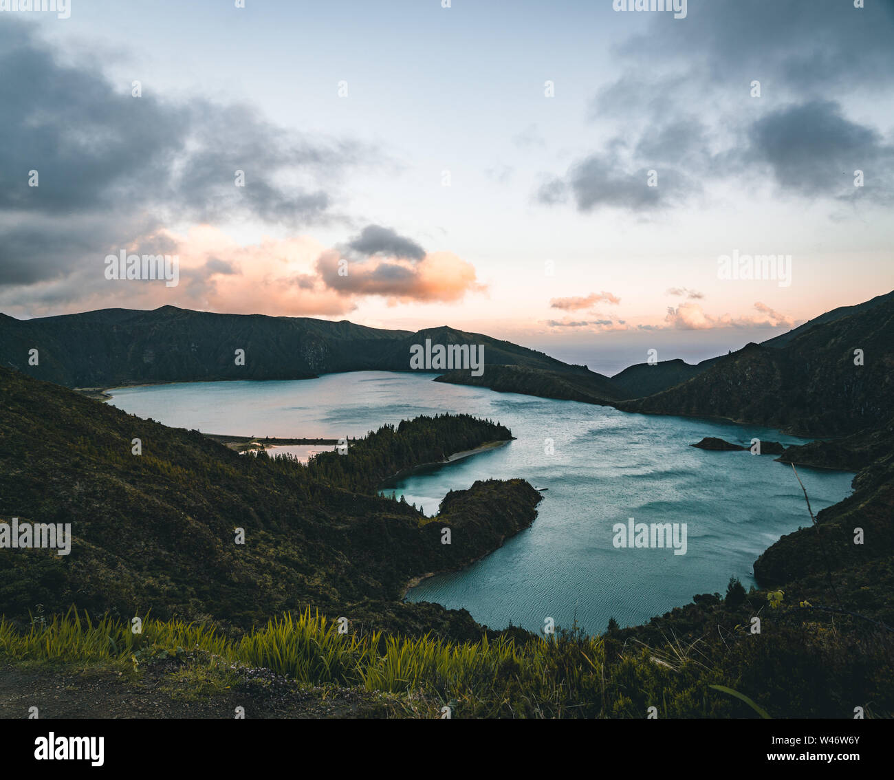 Beautiful panoramic view of Lagoa do Fogo, Lake of Fire, in Sao Miguel ...
