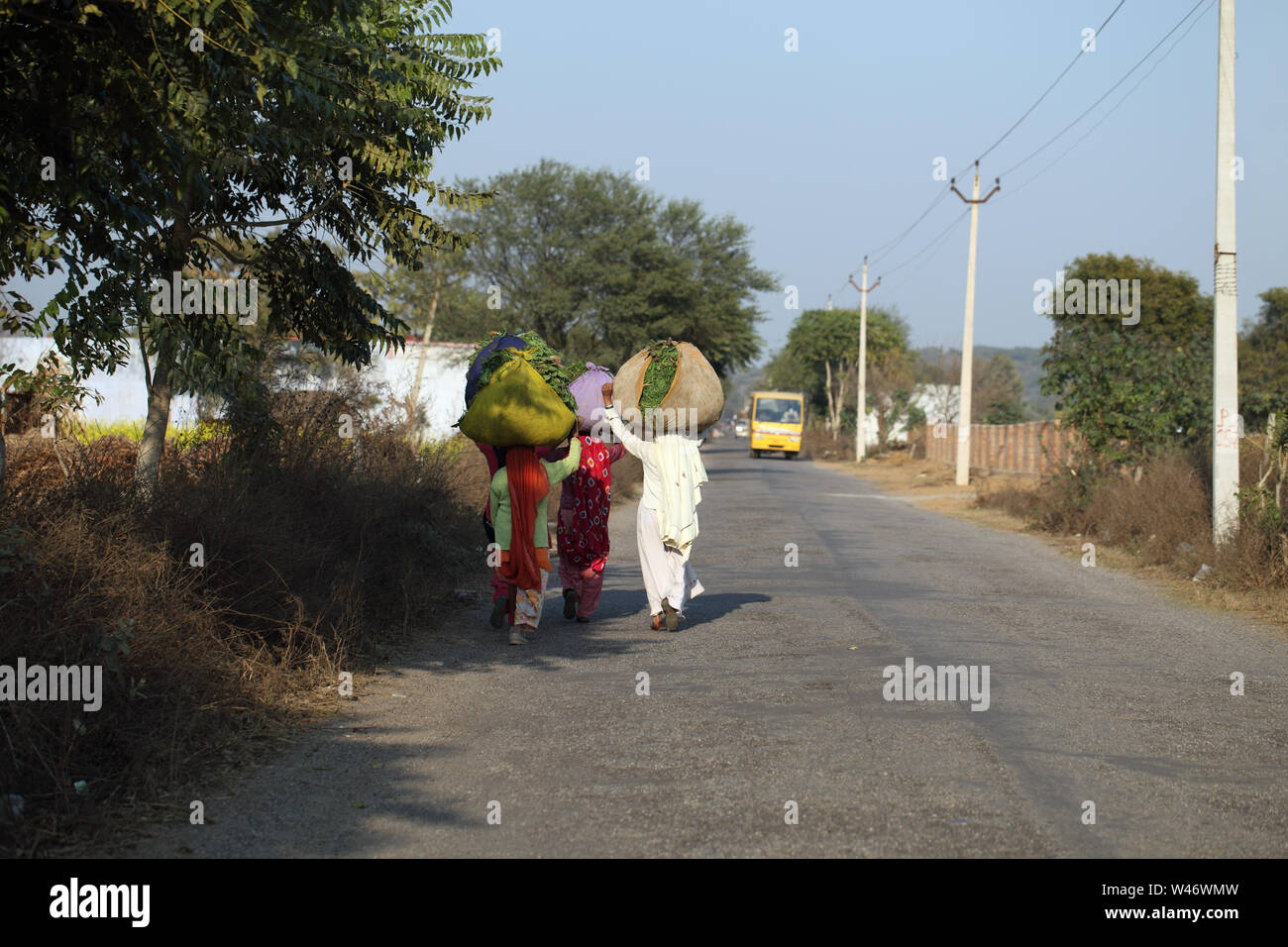 Rural india women electricity hi-res stock photography and images - Alamy