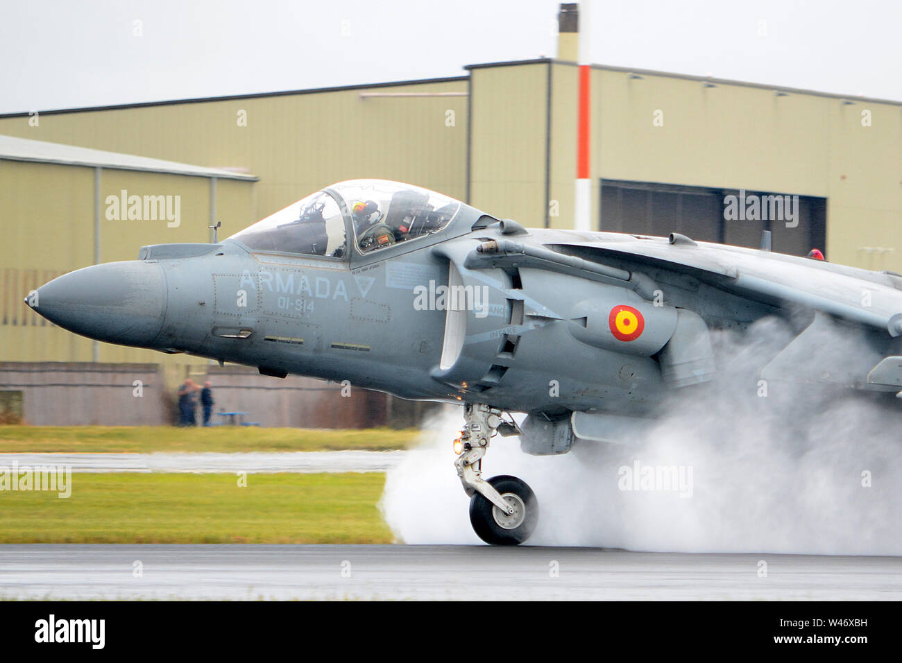 Harrier jump jet rolls royce engine hi-res stock photography and images ...