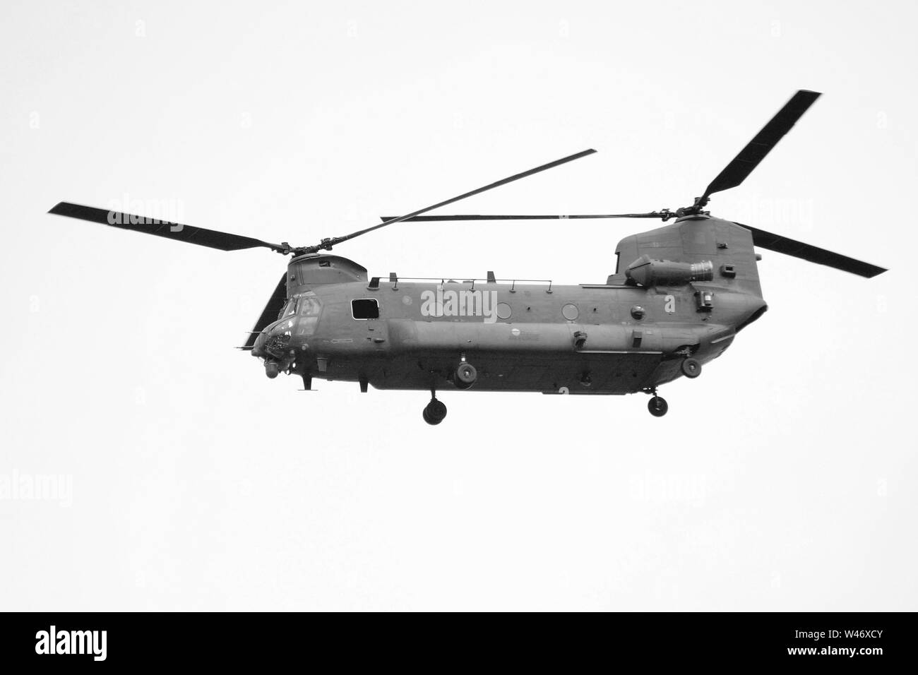 Chinook take off Black and White Stock Photos & Images - Alamy