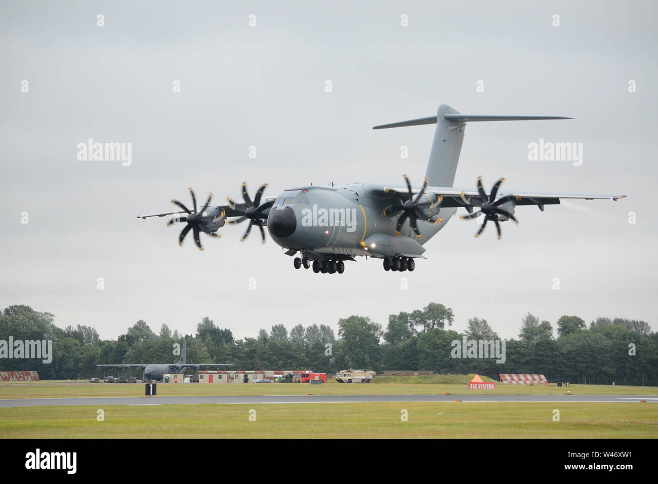 Troop medivac and cargo hi-res stock photography and images - Alamy