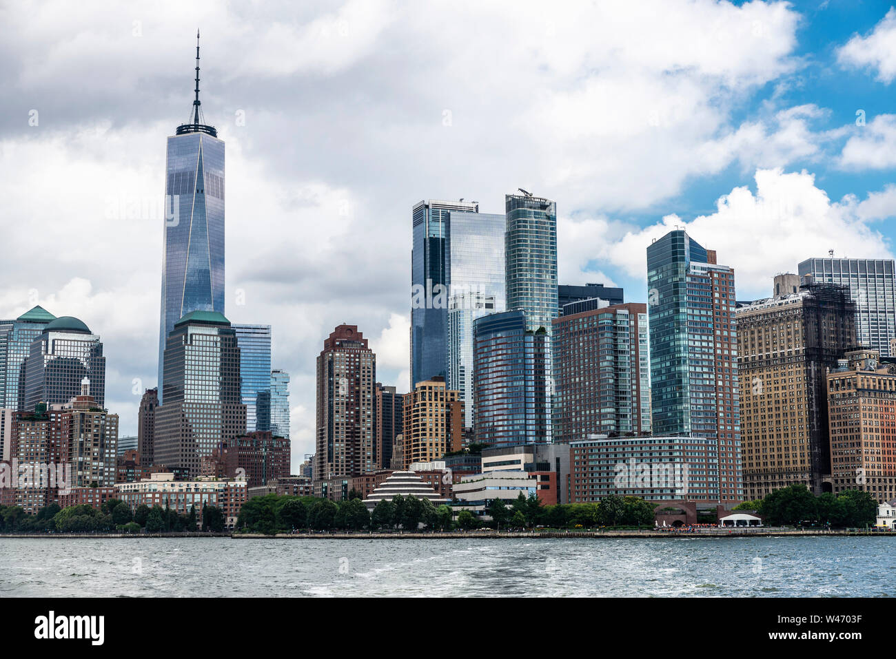View of the skyline of modern skyscrapers of Manhattan in New York City ...