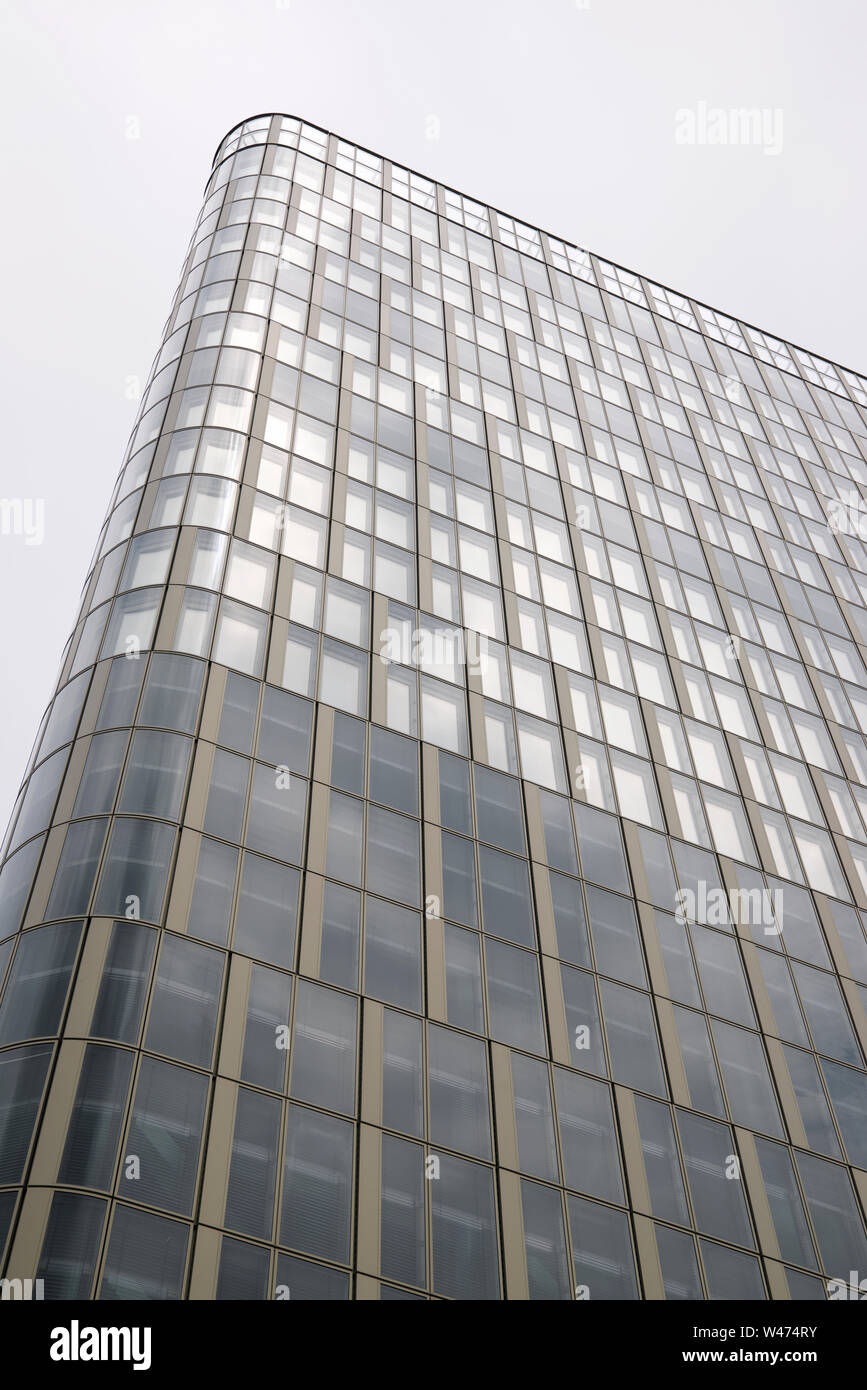 Facade of a modern building Stock Photo - Alamy