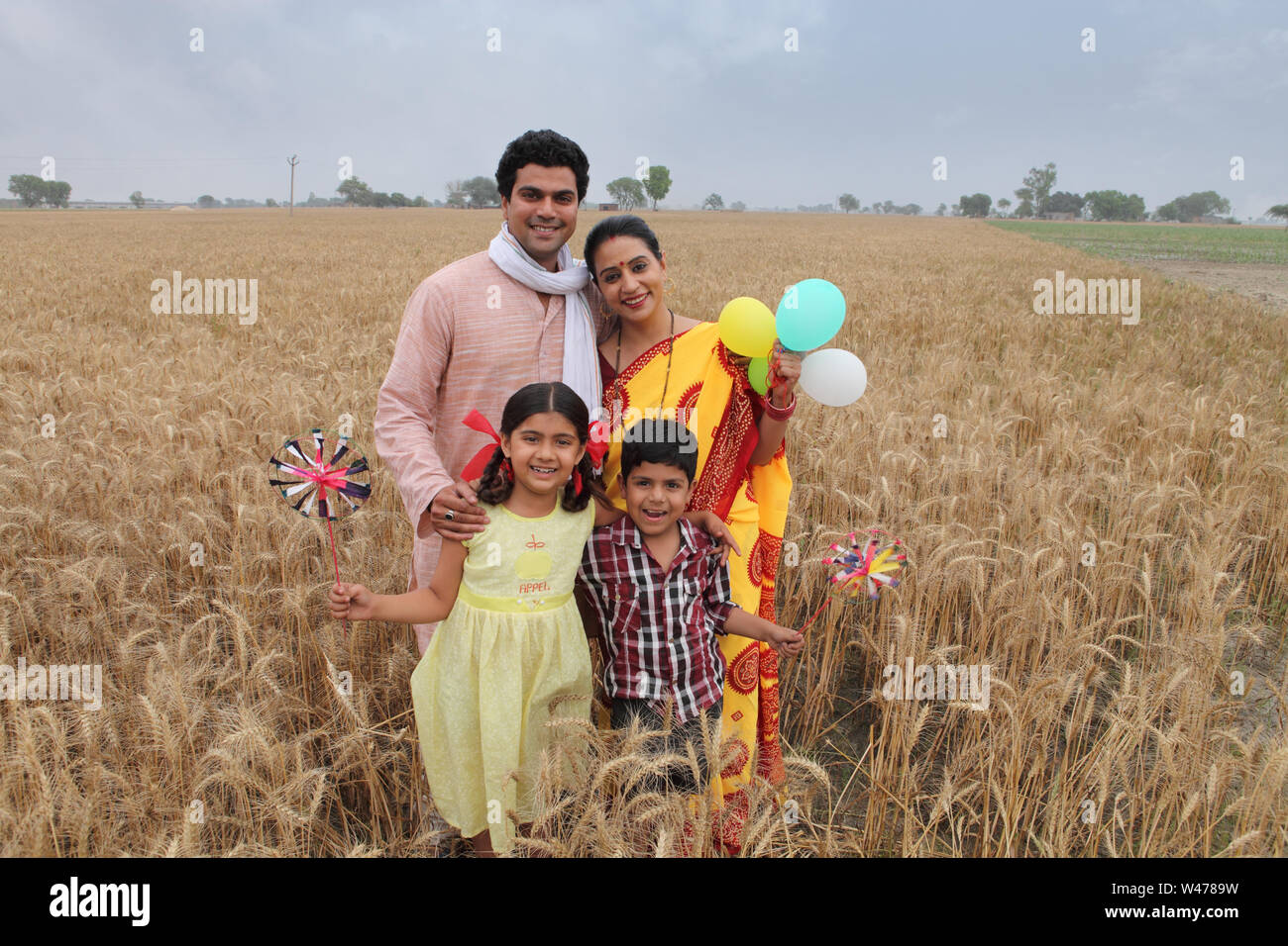 Father son in rural india hi-res stock photography and images - Alamy