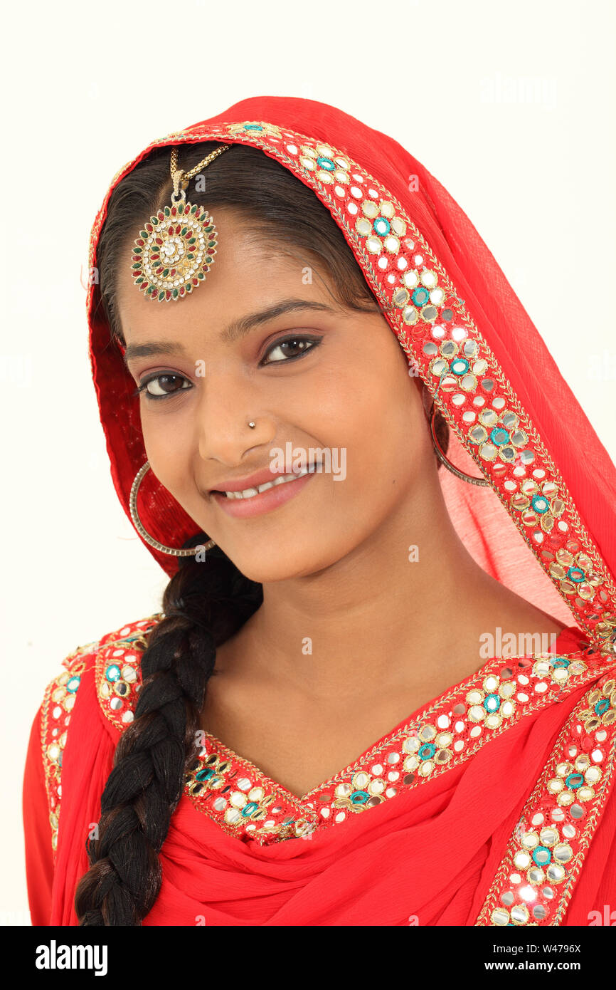 Portrait of an Indian woman smiling Stock Photo - Alamy
