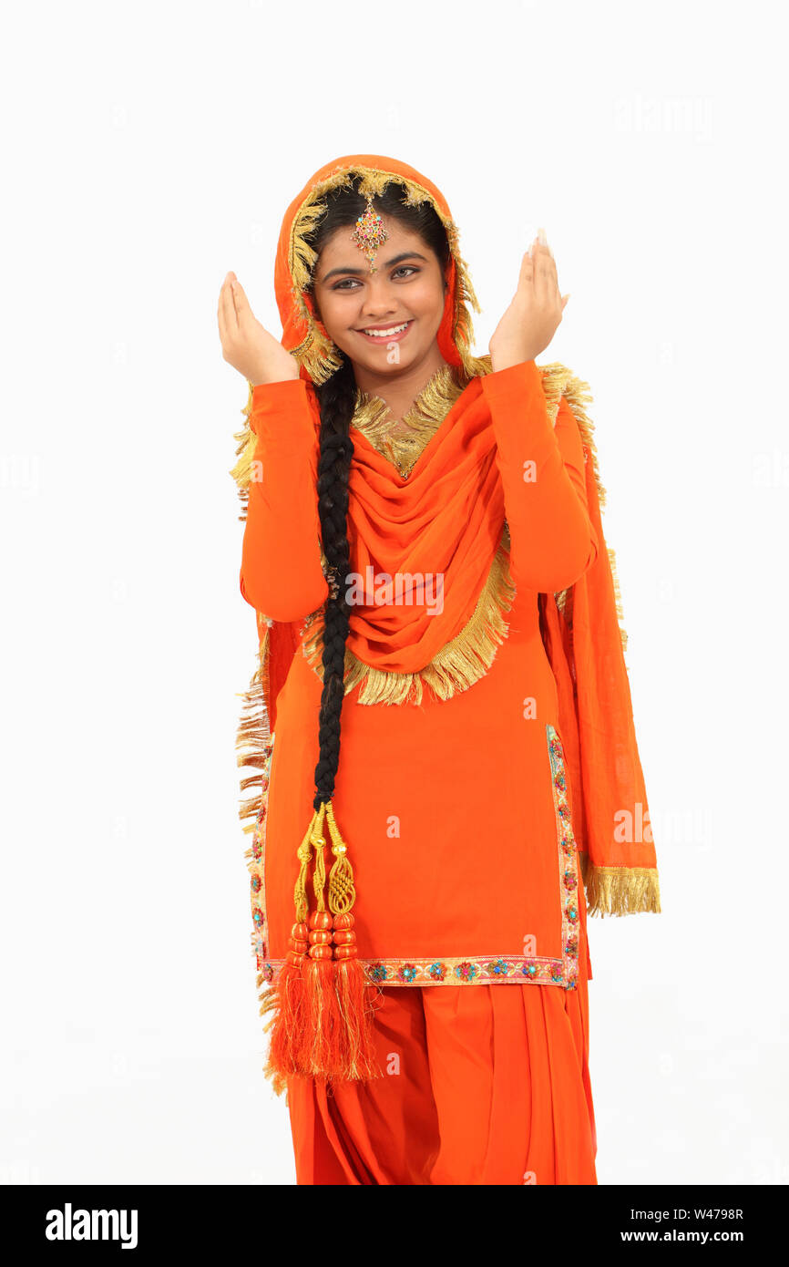 Young sikh woman smiling hi-res stock photography and images - Alamy