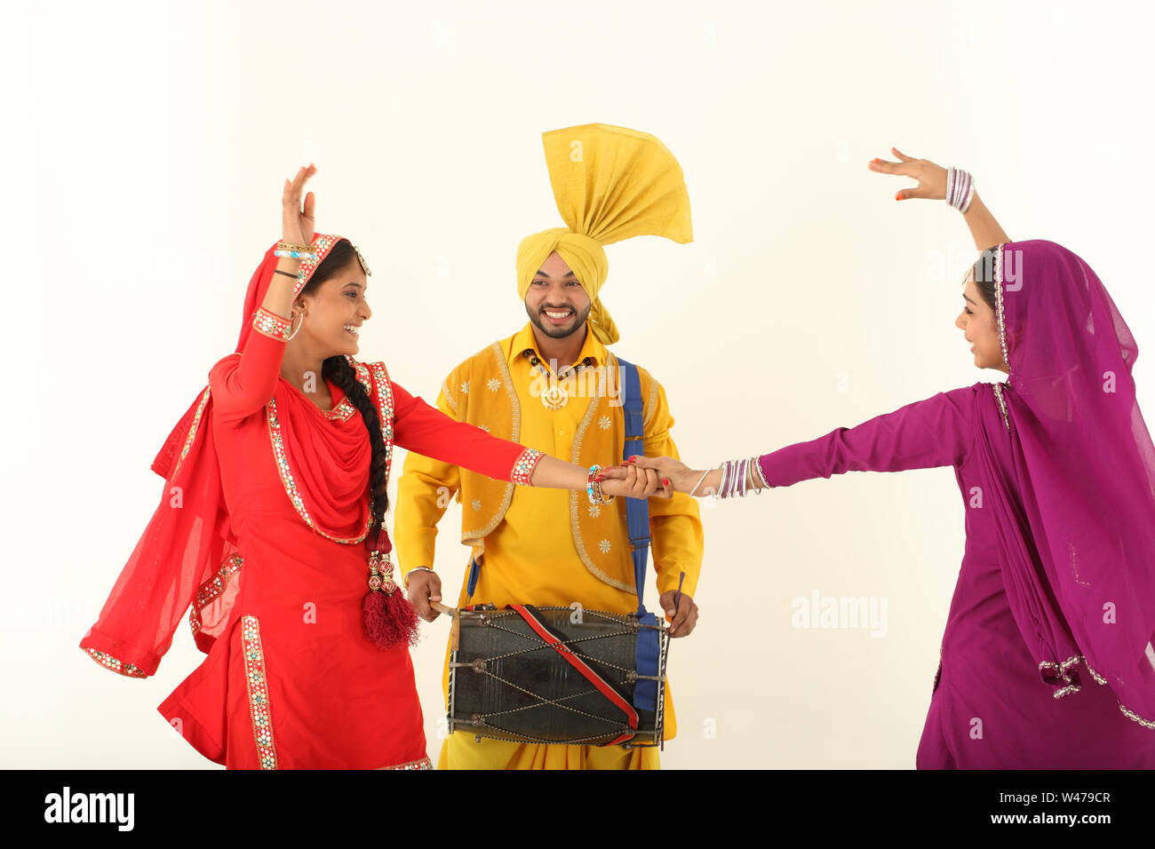 Punjab folk dance hi-res stock photography and images - Alamy