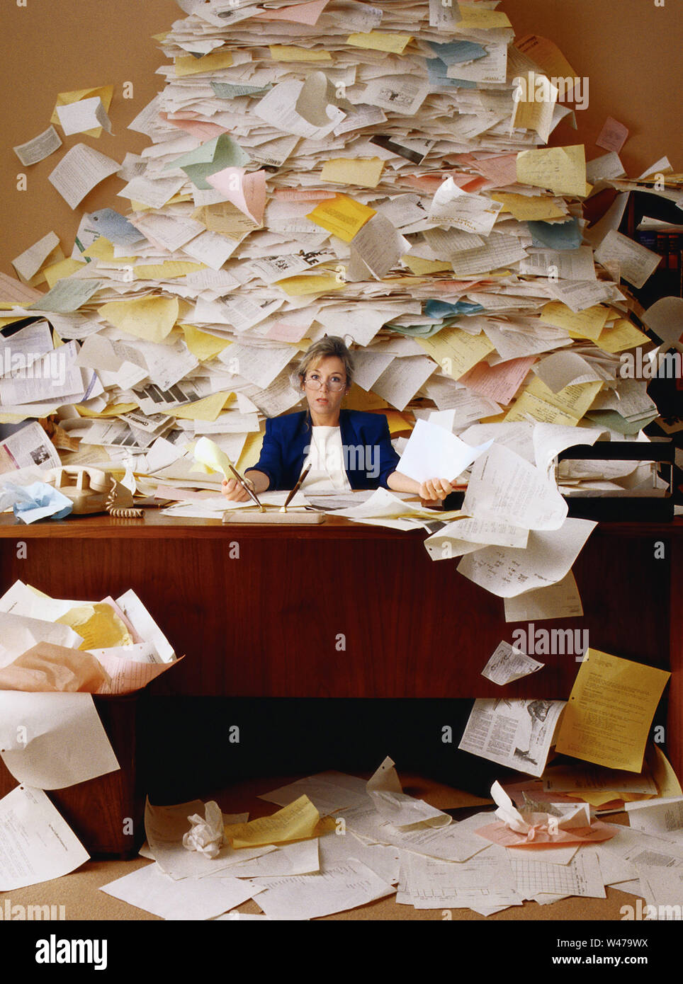 Business woman Frustrated at work Stock Photo - Alamy