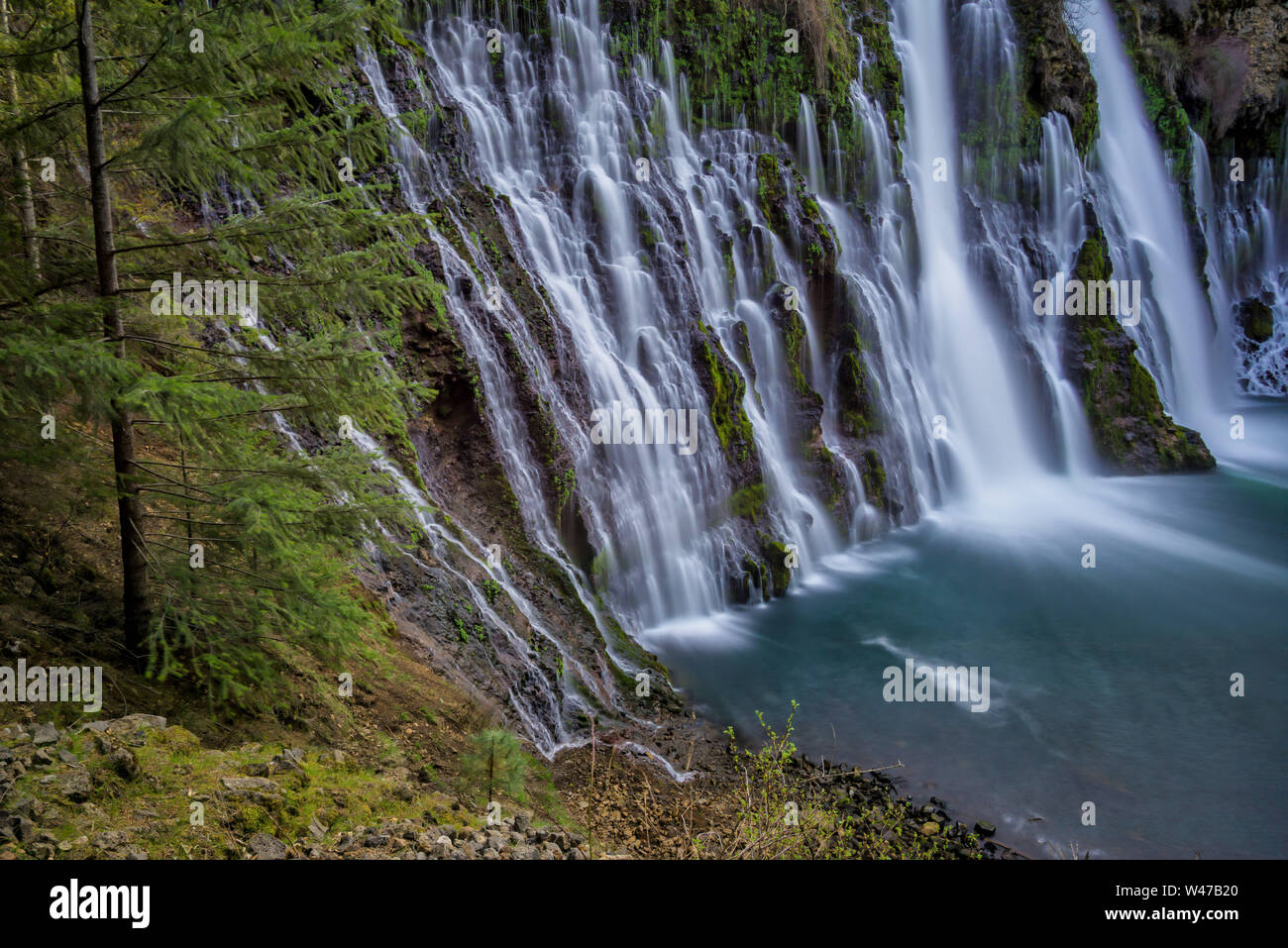 Multiple streams hi-res stock photography and images - Alamy