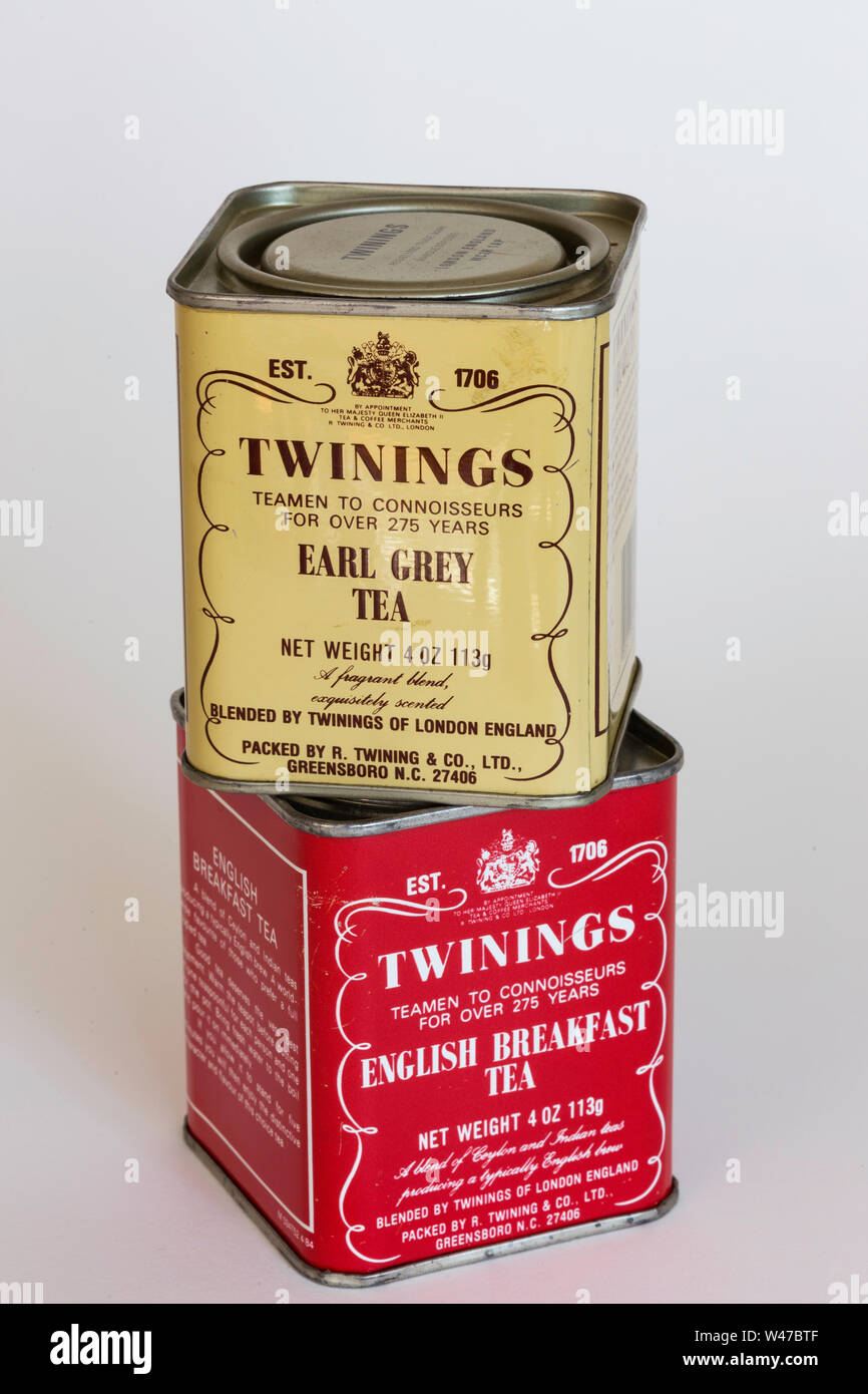 Vintage tea tins hi-res stock photography and images - Alamy