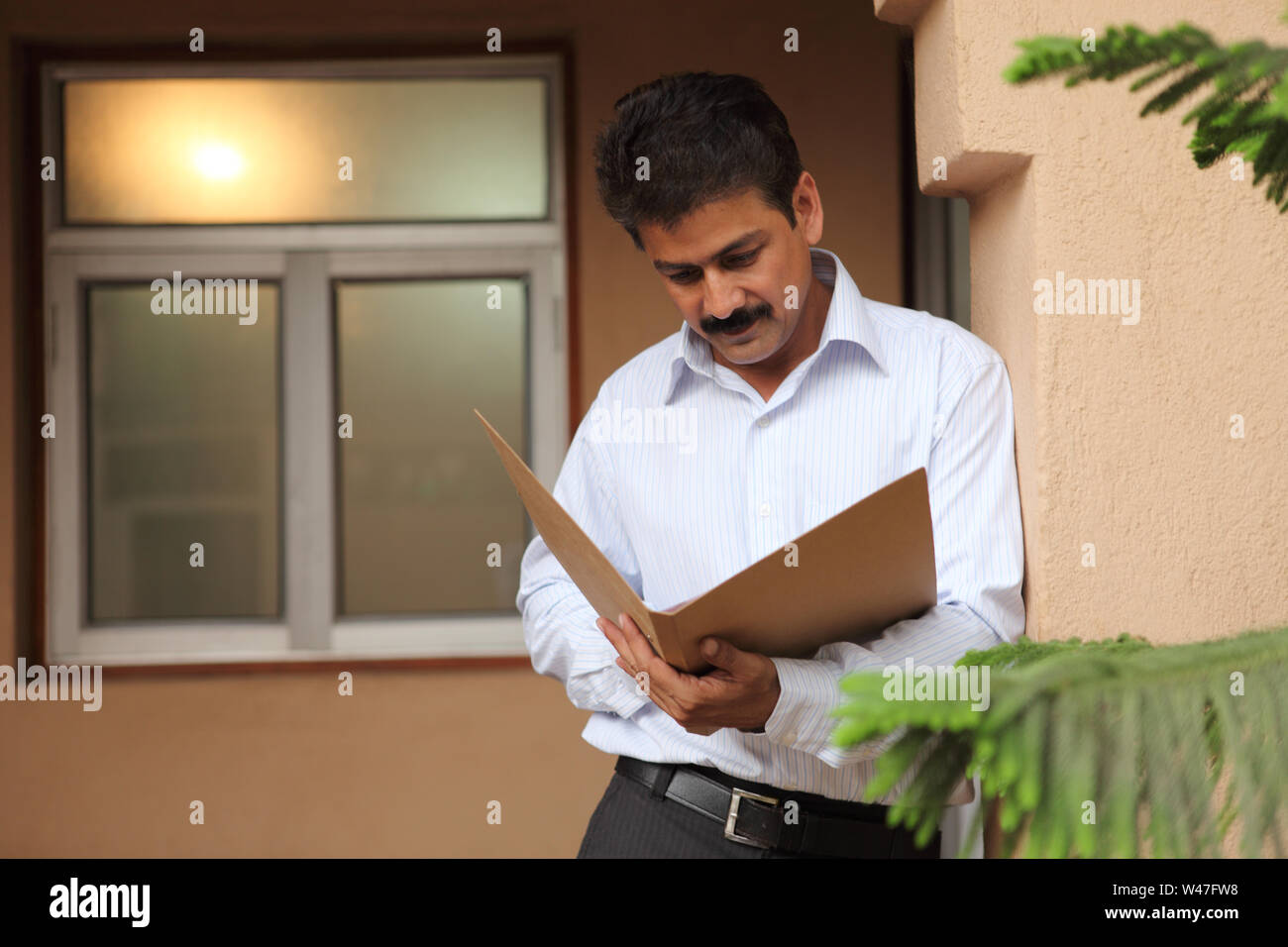 Examining government hi-res stock photography and images - Alamy