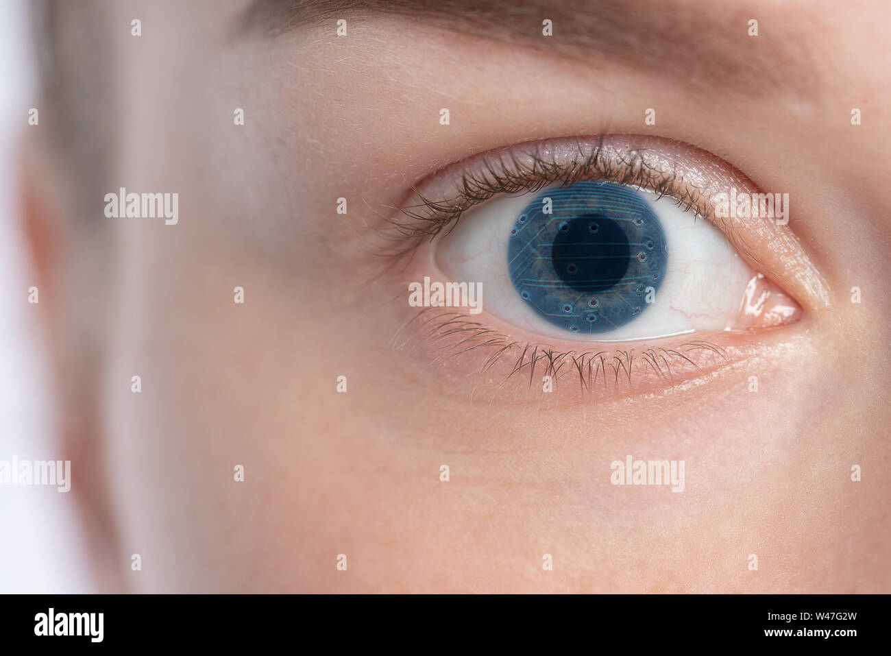 Electronic eye hi-res stock photography and images - Alamy
