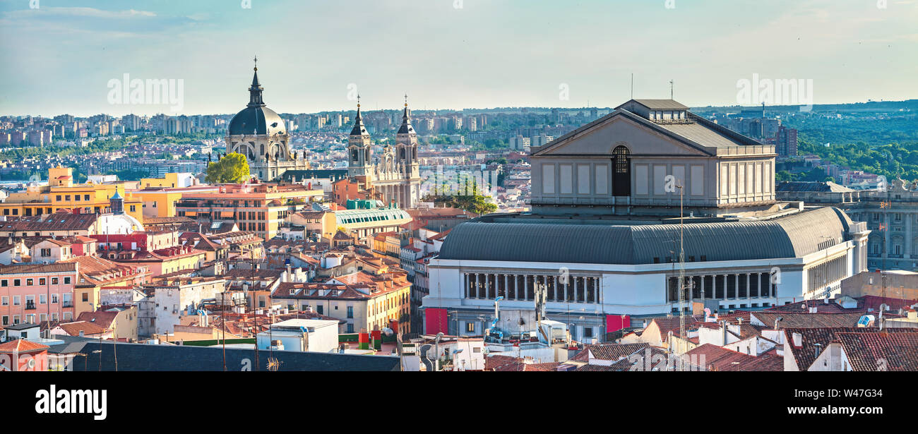 View of the downtown of madrid hi-res stock photography and images - Alamy
