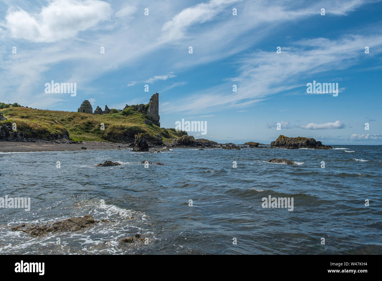 Dunure harbour hi-res stock photography and images - Alamy