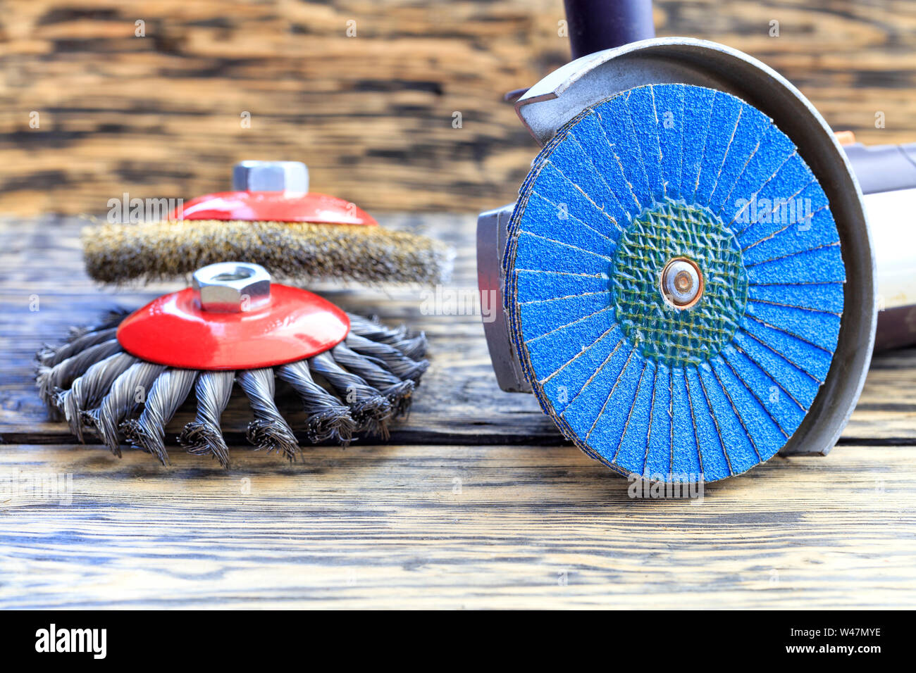 Grinding disc hi-res stock photography and images - Alamy