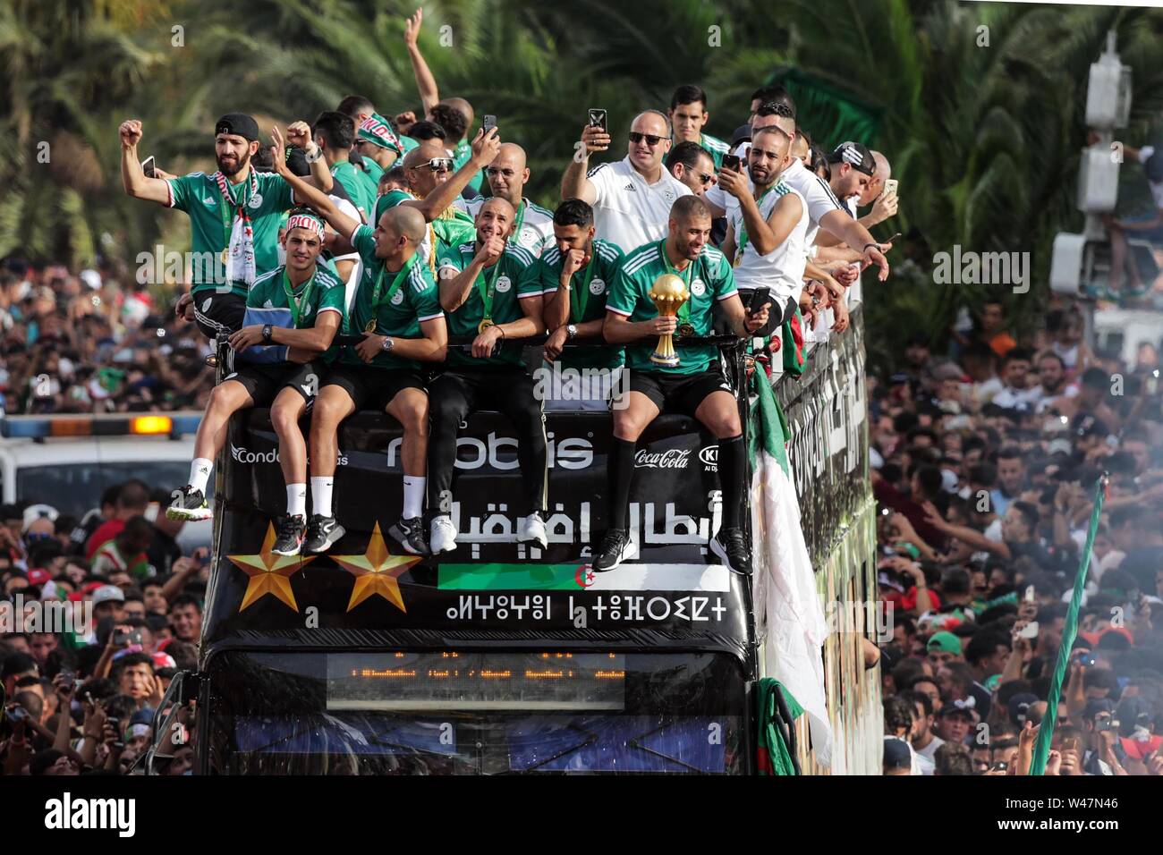 Algerian national soccer team players hi-res stock photography and ...