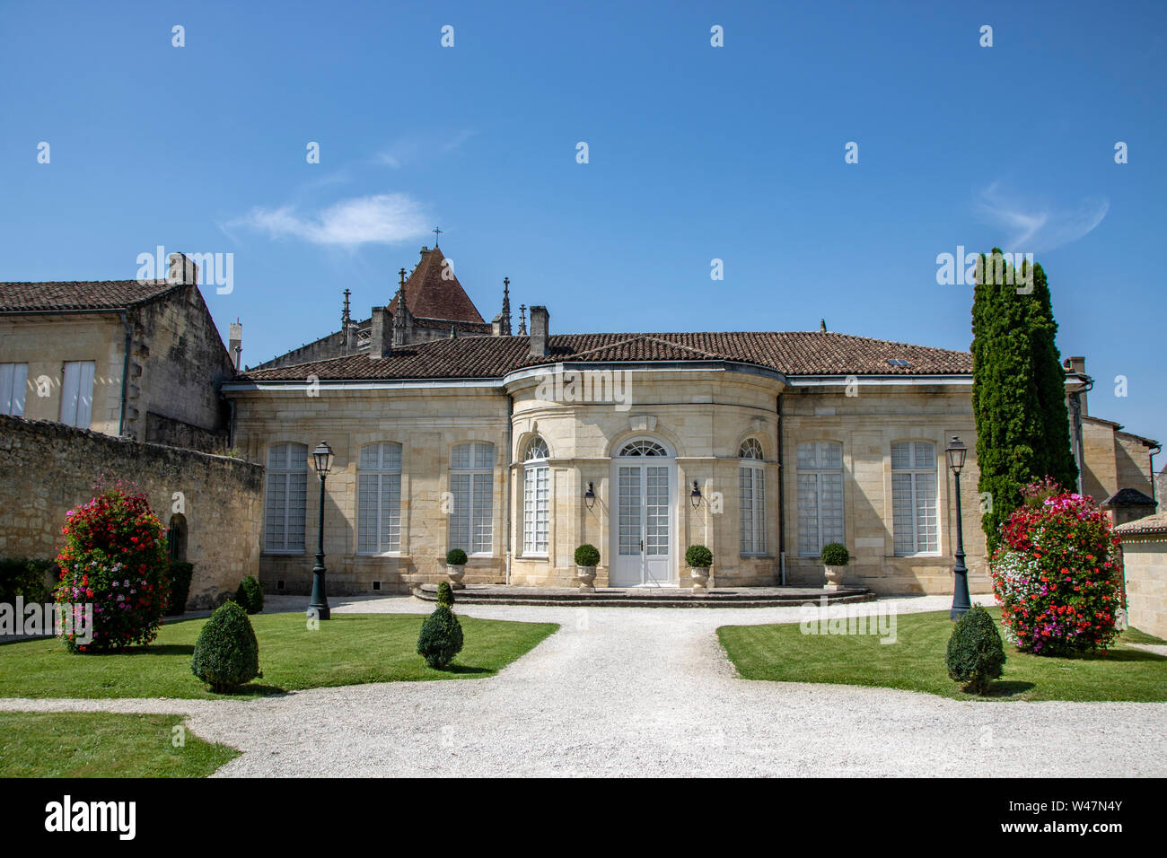 Hotel de Ville at saint emilion, france Stock Photo - Alamy