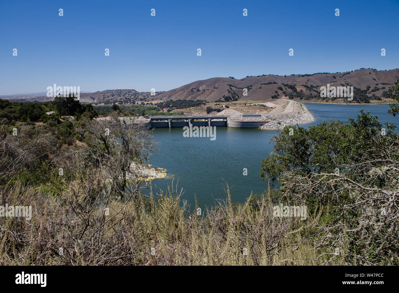 Bradbury dam lake cachuma hi-res stock photography and images - Alamy
