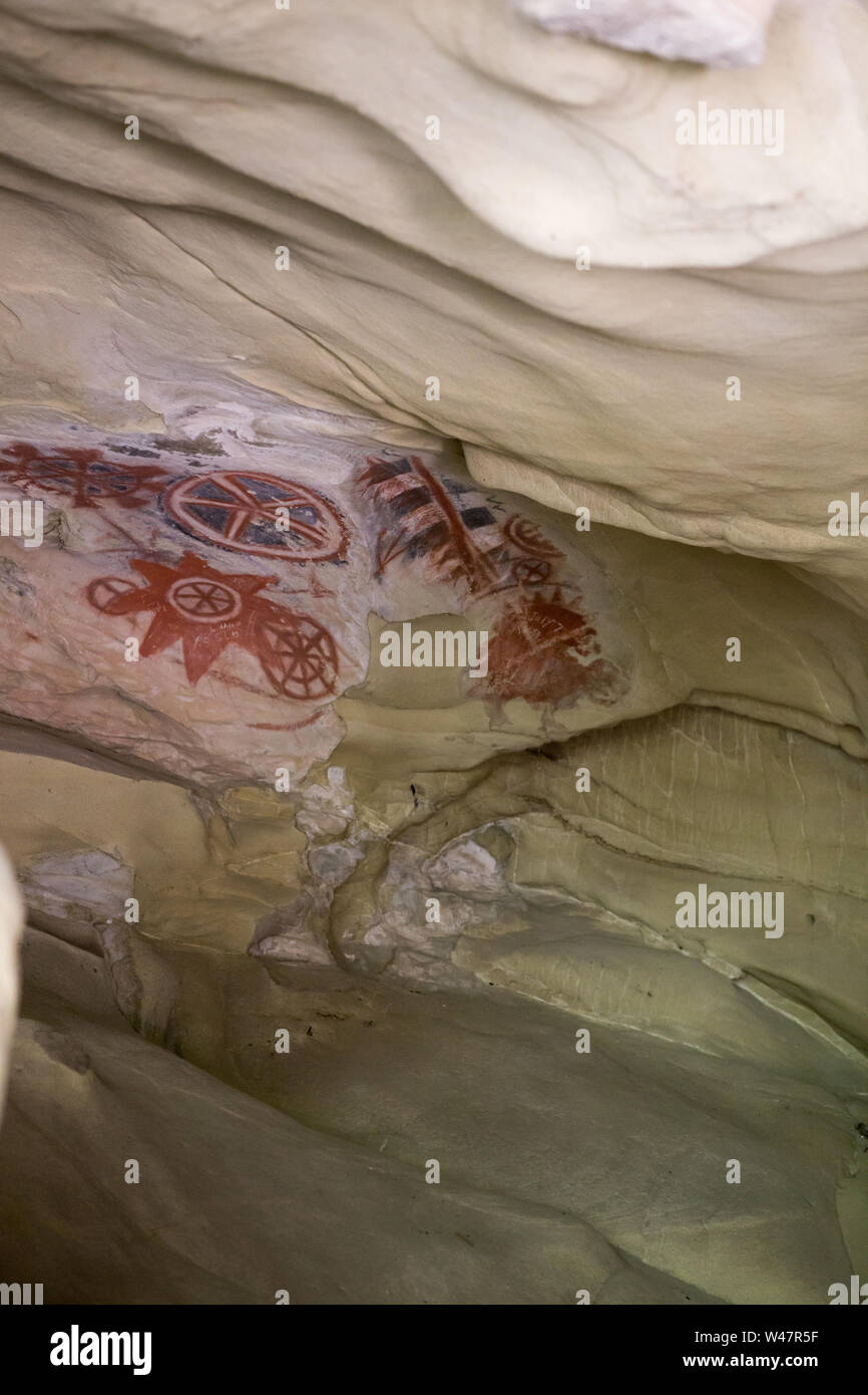 Chumash native American peoples rock art Painted Cave, California State ...