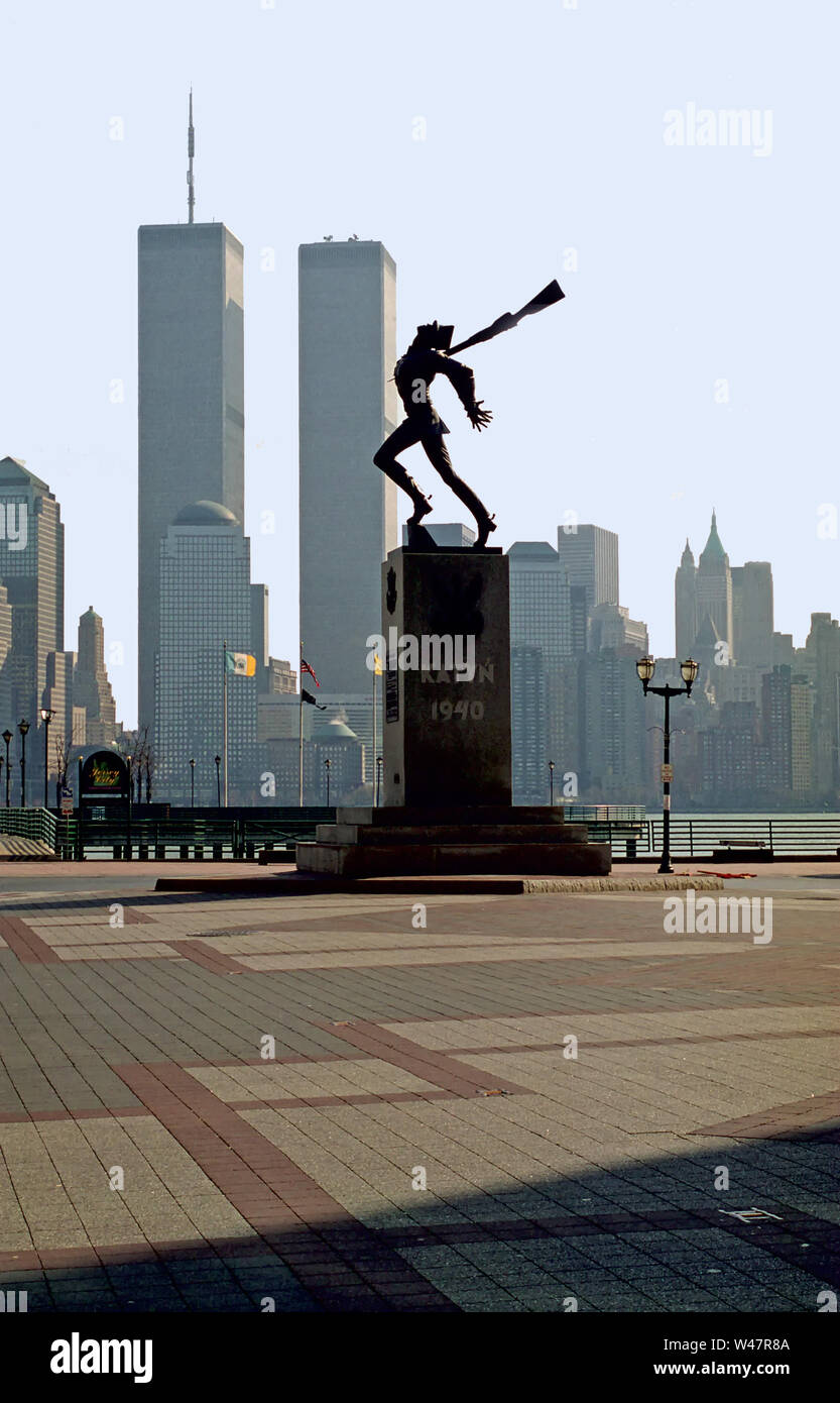 World trade center 1999 hi-res stock photography and images - Alamy
